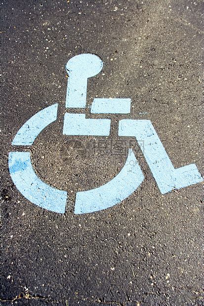 禁止停车车轮警告汽车路面运输椅子柏油公园人士法律高清图片下载 正版图片320268813 摄图网