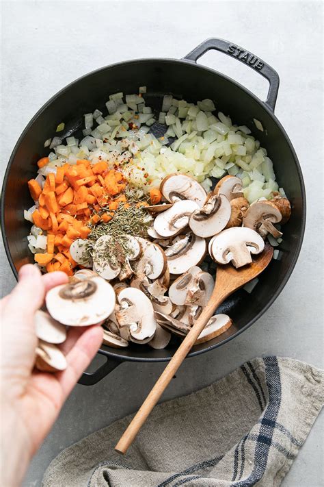 Hearty Mushroom Lentil Ragu Vegan The Simple Veganista