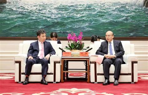 许勤会见韩国sk集团副会长徐镇宇黑龙江的发展产业