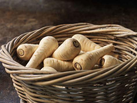 How To Select And Store Parsnips
