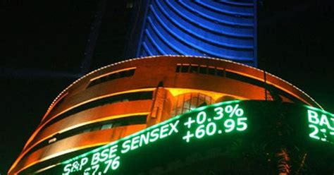 Markets Decline In Early Trade On Foreign Fund Outflows Weak Us Peers