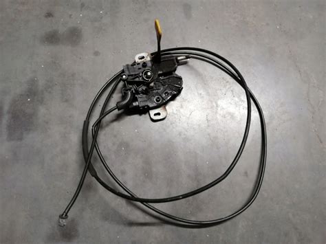 ZAMEK MASKI LINKA FORD MONDEO MK4 PRZEDLIFT 13111167683 Oficjalne