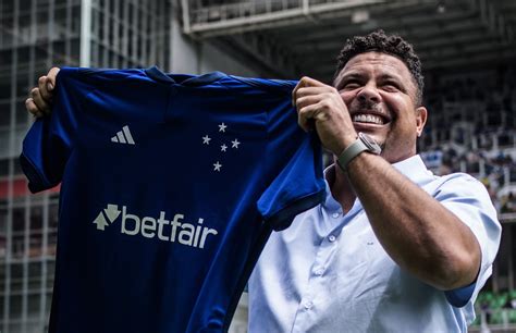 Ronaldo Entra Em Negócio De R 26 Bilhões E Torcida Do Cruzeiro Comemora