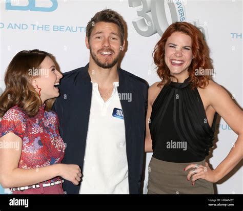 Los Angeles Ca Usa 23rd Mar 2017 Courtney Grosbeck Scott Clifton