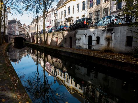 Wallpaper Reflection Waterway Canal Body Of Water Town Tree