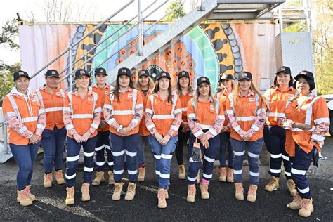 Graduates Of Women In Construction Program To Work On Major Infrastructure Projects Latest