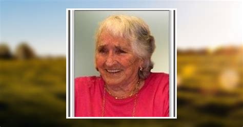 Peggy Hall Obituary September 8 2015 Oakes And Nichols Funeral Home