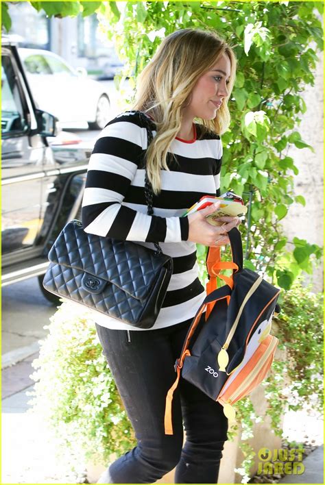 Hilary Duff Buy My Sister Haylies Book Real Girls Kitchen Photo