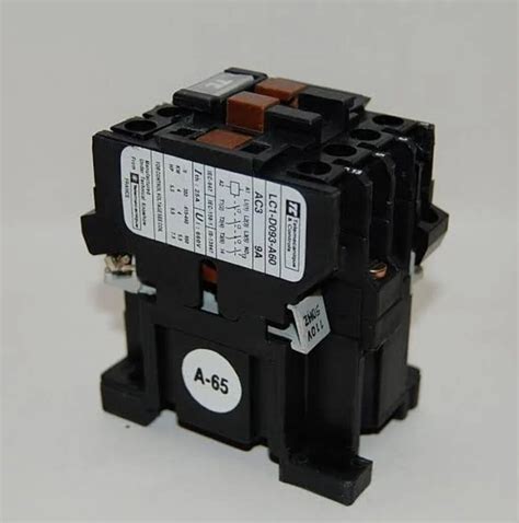 Power Contactors TC Pole Power Contactors Wholesale Trader From New Delhi