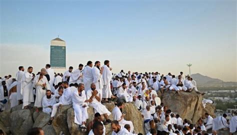 فضل صيام يوم عرفة 2024 للحاج وغير الحاج 10 نصائح للاستعداد لوقفة عرفات