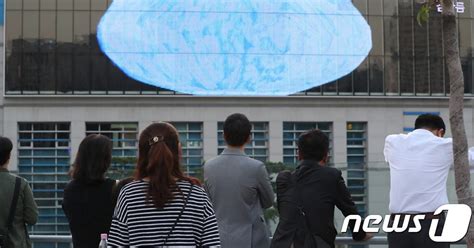 시민과 함께 하는 서울로 미디어캔버스