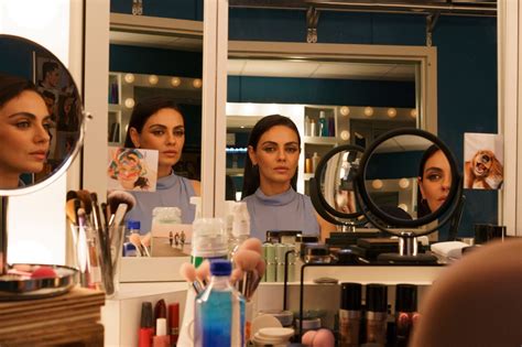 Uma Garota de Muita Sorte Conheça o comentado filme Mila Kunis na