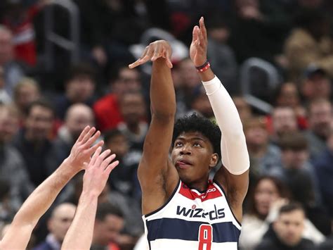 八村塁、nba2年目のサバイバル。電撃加入したスーパースターとの相性がカギ｜バスケットボール｜集英社のスポーツ総合雑誌 スポルティーバ 公式