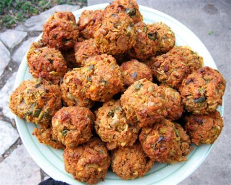 Chiftele de Post din Ciuperci și Legume Rețetă LaTAIFAS
