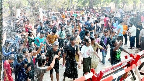 ရခိုင်ပြည်နယ်အတွင်း မြန်မာ့ရိုးရာယဥ်ကျေးမှု မဟာသင်္ကြန်ပွဲတော် အကြတ