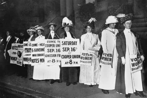 On This Day The 19th Amendment Guaranteeing Womens Suffrage Was