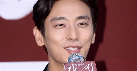 간신 주지훈 여자친구 가인 내 베드신에도 아무런 반응 없어