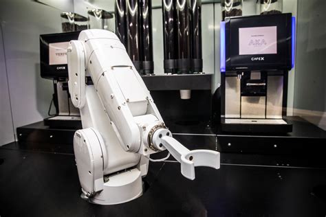 Meet Gordon Your Gleaming White Robot Barista Cnet