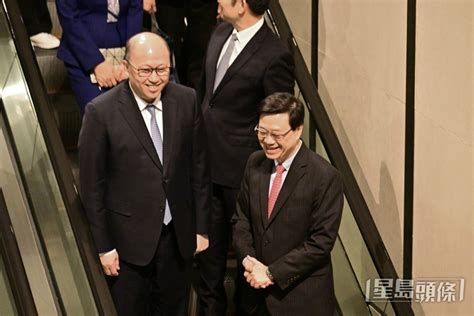 李家超：香港將鞏固及落實八大中心定位 鄭雁雄：中聯辦繼續擔當「超級勤務員」角色 多倫多 加拿大中文新聞網 加拿大星島日報