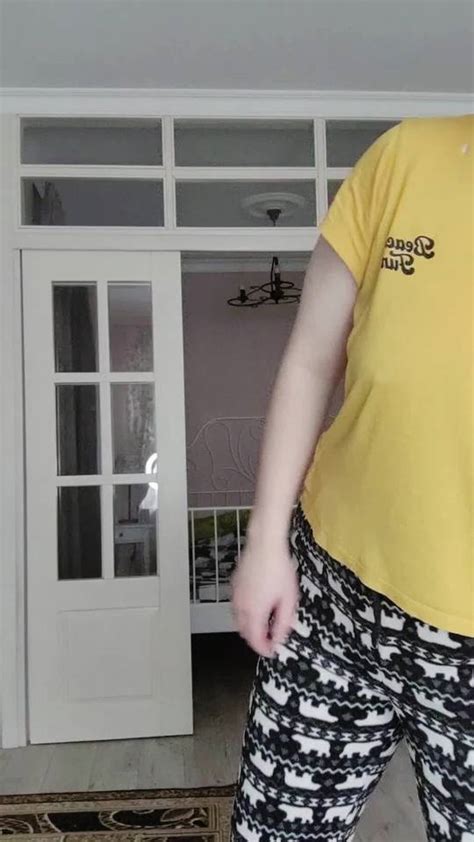 Click And I M Naked Enjoy Scrolller