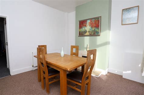 Oldbury 3 Bed Terraced House Birchfield Lane B69 To Rent Now For