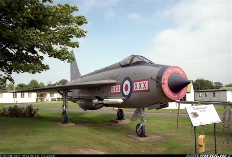 English Electric Lightning F3 Uk Air Force Aviation Photo