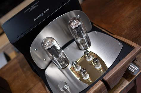 In Barn For Review Unison Research Simply 845 Integrated Amplifier
