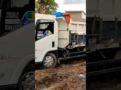 Truk Isuzu Muatan Batu Split Youtube