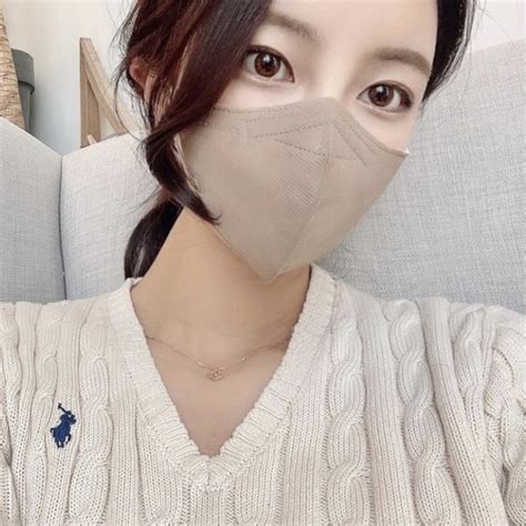 现货韩国代购进口正品kf94女士显脸小2d时尚防护口罩薄charmzone虎窝淘