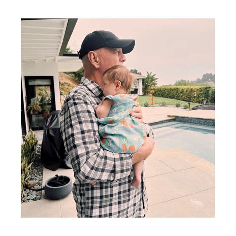 Yashar Ali On Twitter Bruce Willis Holding His Granddaughter Today