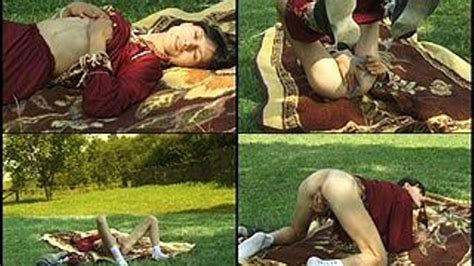 Sex Relax On The Meadow Extreme Amateurs