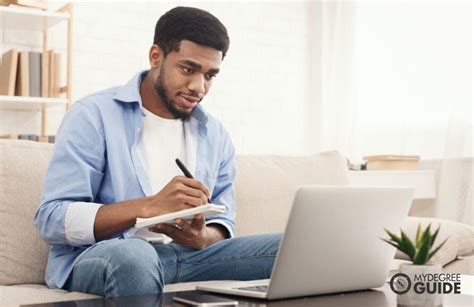2024 Best Online Veterinary Assistant Programs Certificate Guide