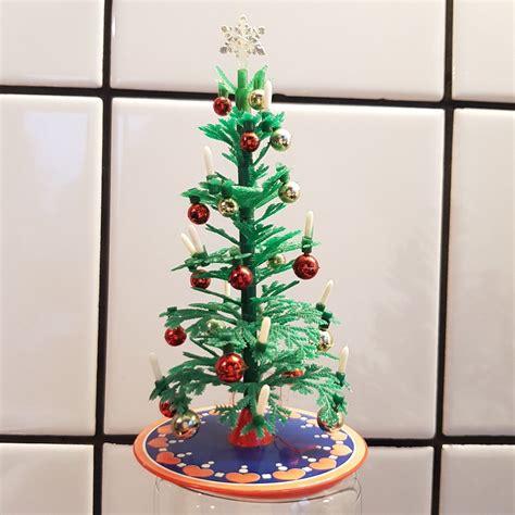 Se produkter som liknar Lundby Julgran dockhus jul gr på Tradera