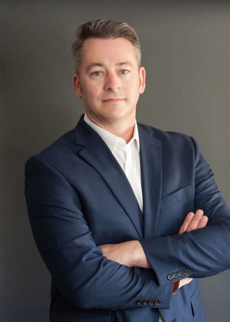 Pin By Susan Ogar On Susan Ogar Branding Headshot Business Portraits Business Portrait Male