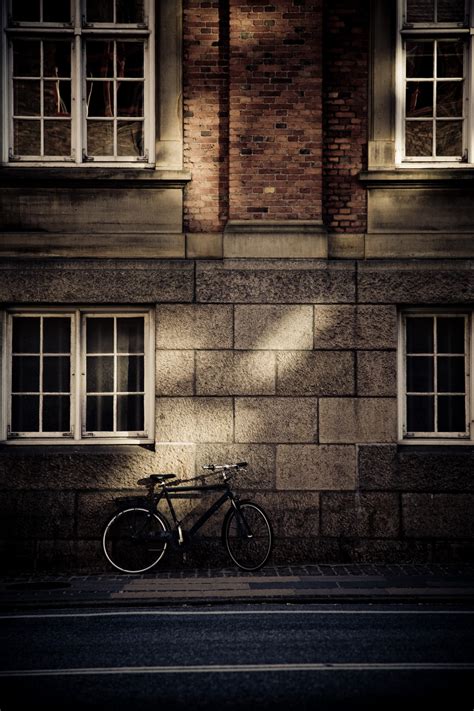 Kostenlose foto Licht Holz Straße Nacht Haus Fenster Gasse
