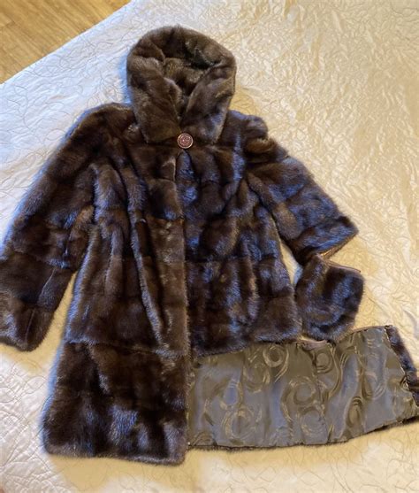 Норкова шуба трансформер розмір S 14 500 грн Шуби кожухи