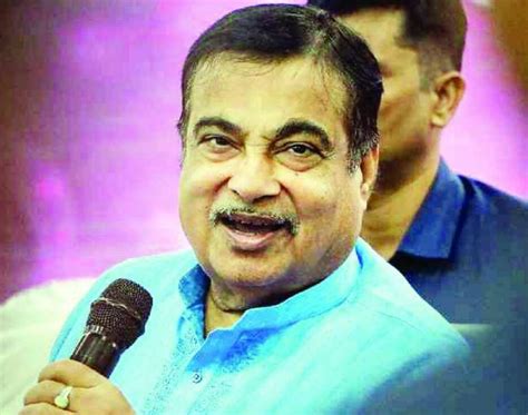 दर्द जो छलक ही जाता है गडकरी को रास नहीं आ रहा पार्टी में चाटुकारिता