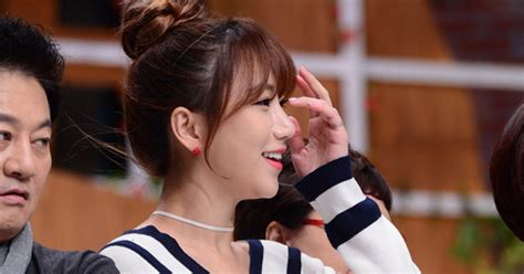 예정화 서있기만 해도 느껴지는 볼륨 몸매 Mbn포토