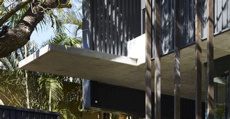 Molonga Base Architecture