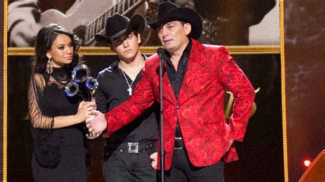 Sebastián Y Trigo Figueroa Incluidos En Herencia De Joan Sebastian