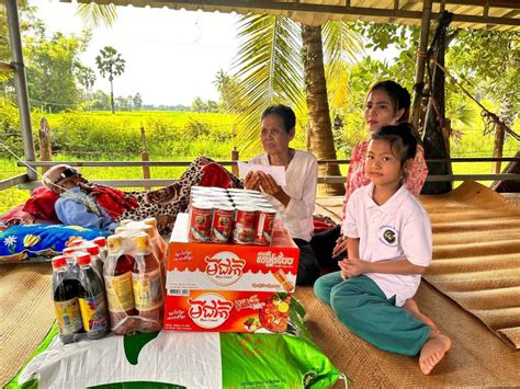 កូនស្រី ច្បង អ្នកឧកញ៉ា ឡេង ណាវ៉ាត្រា ធ្វើដំណើរ រាប់រយគីឡូ