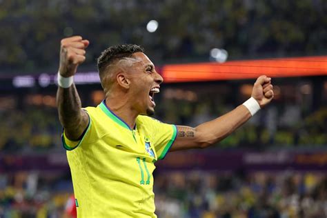 Leeds United Stars Send Messages To Former Whites Ace Raphinha Amid