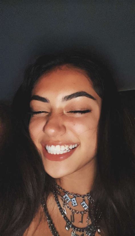 Pin By Natalie Ivanova On 《tik Tok Girls》 Savage Girl Beautiful Girl