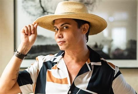 Silvero Pereira Fala Da Repercussão De Personagem Pantanal é Pop