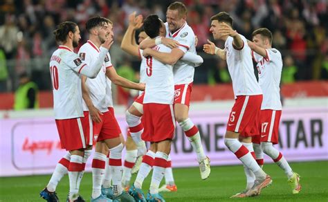 Rival Del Tri En Qatar 2022 Polonia Presentó Sus 26 Convocados Con Una