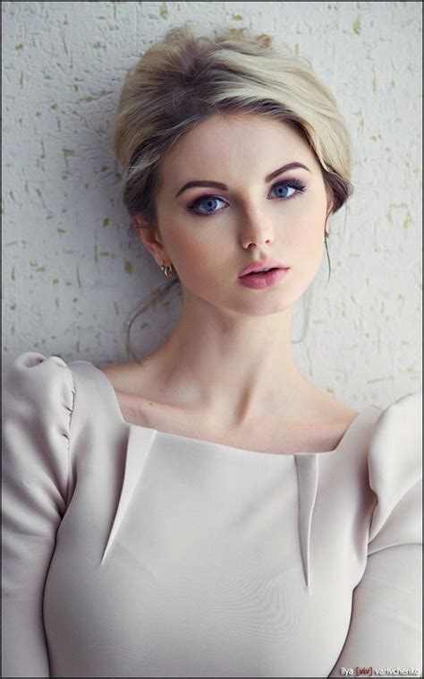 Pin By Pek Khong On Female Charm Beautiful Eyes Beauty Beauty Girl