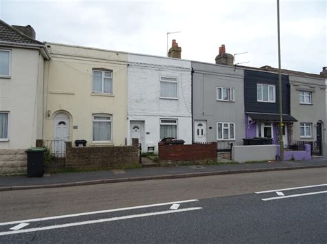 Terraced Housing On Brockhurst Road © Jthomas Cc By Sa20 Geograph