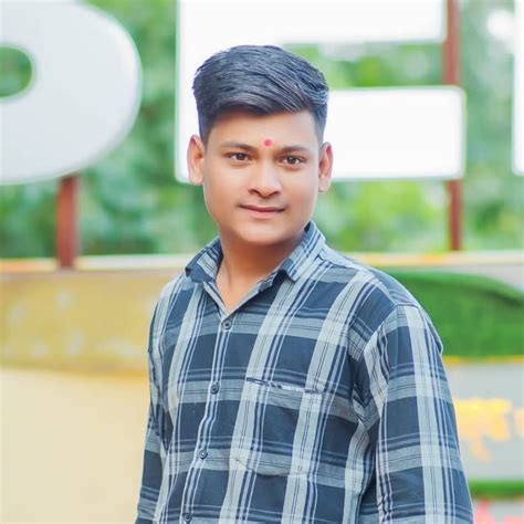 Sudarshan Walekar Patil Sudarshan Walekar Photography • Threads Say