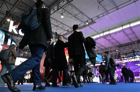 Mwc25 폐막이통 3사 각양각색 Ai 전략 확인 아주경제