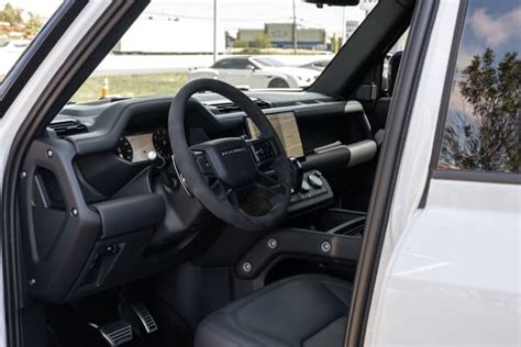 2k Mile 2023 Land Rover Defender 110 V8 PCARMARKET